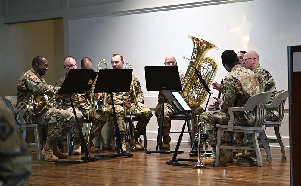 Veterans Day program this Thursday to feature patriotic 41st Army Band ...