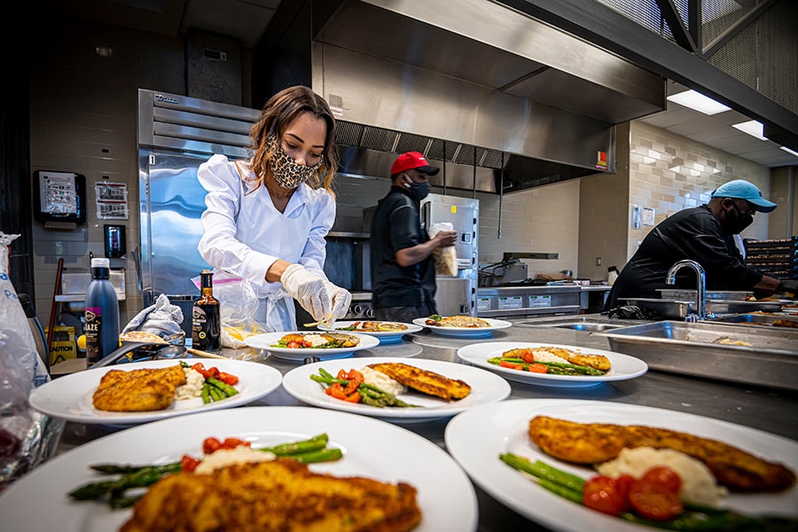 Pretty Plates | Mississippi State University