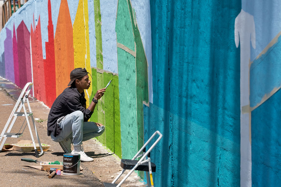 Making a Downtown Mural | Mississippi State University