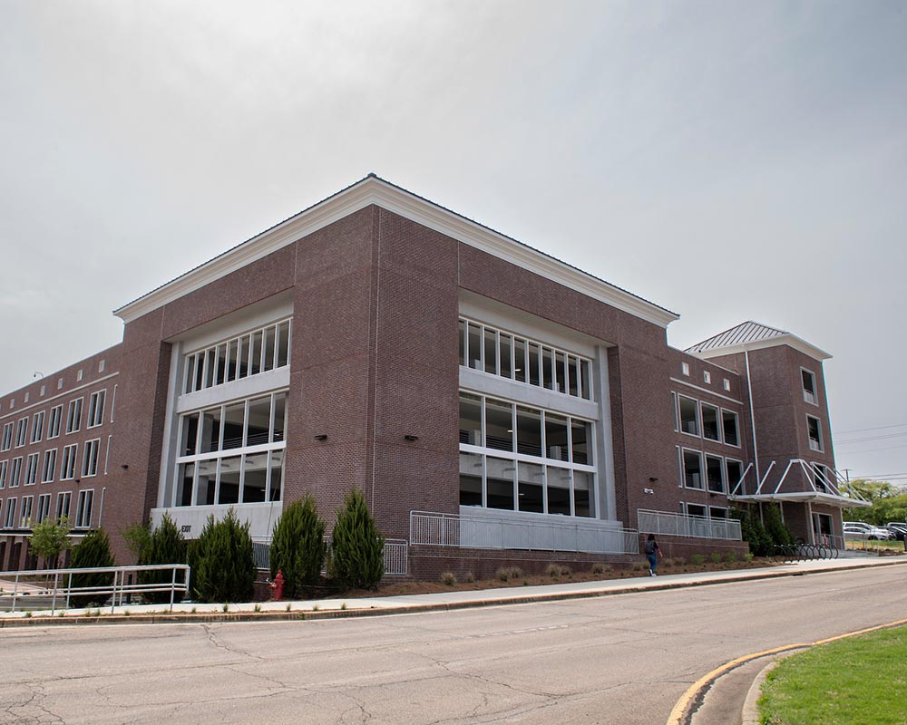 MSU opens 500-space North Parking Garage | Mississippi State University