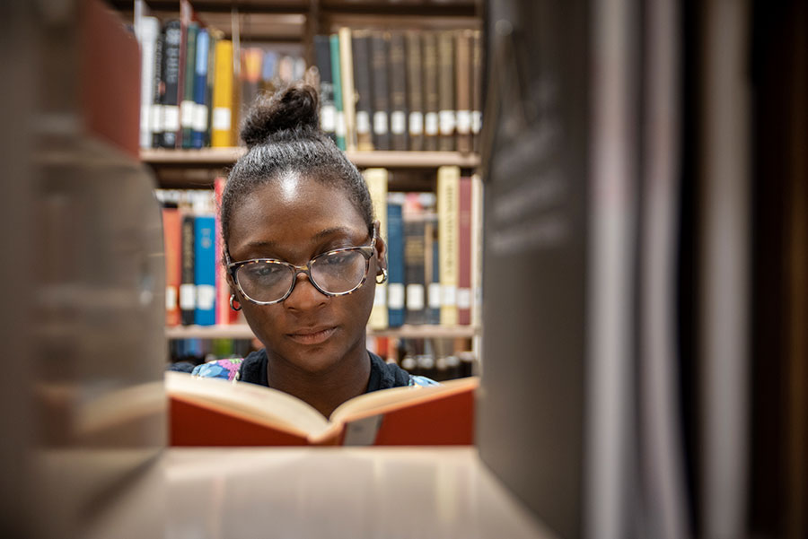 Book Browsing | Mississippi State University