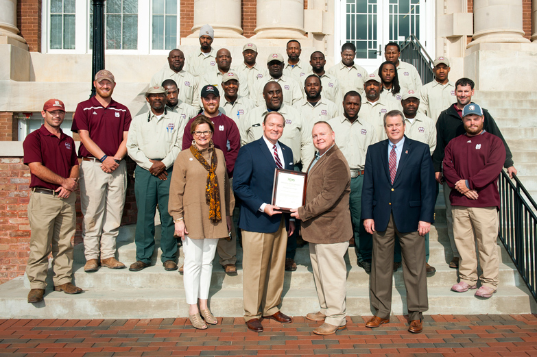 MSU again praised for campus landscape achievements | Mississippi State ...