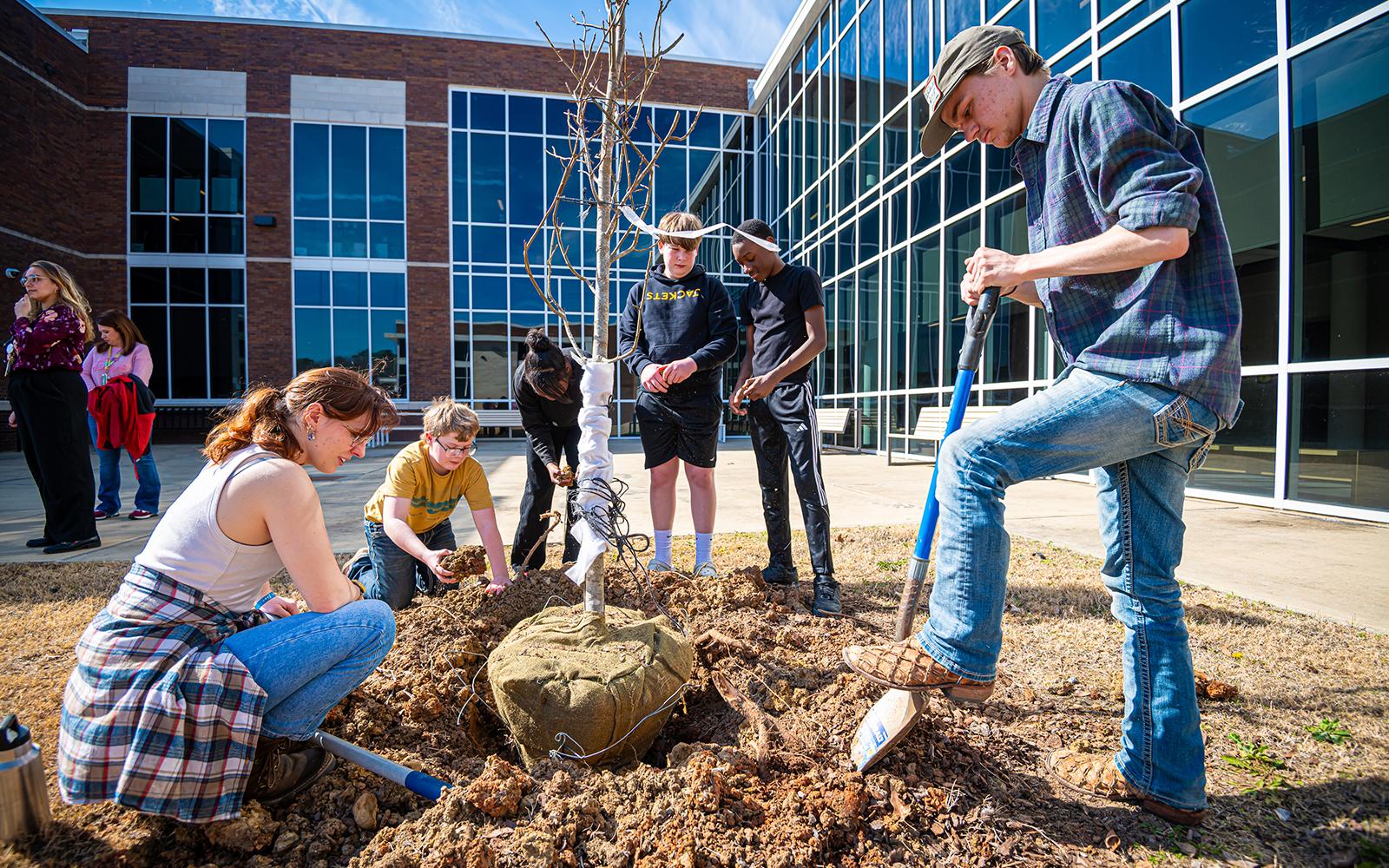 MSU, Partnership Middle School plant trees in Arbor Day celebration ...